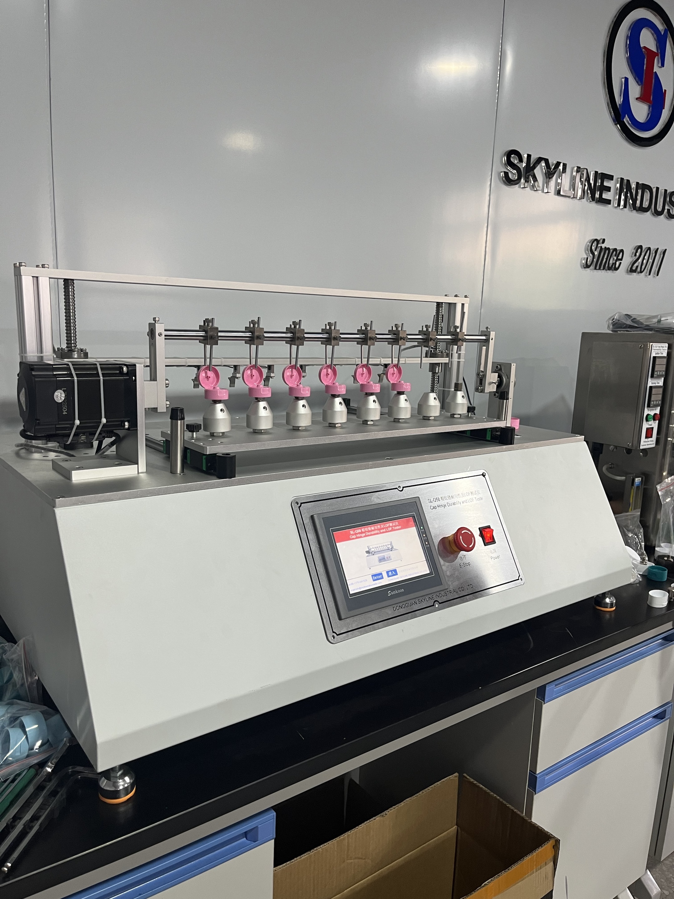 Cap Hinge Tester with 8 Stations for Durability